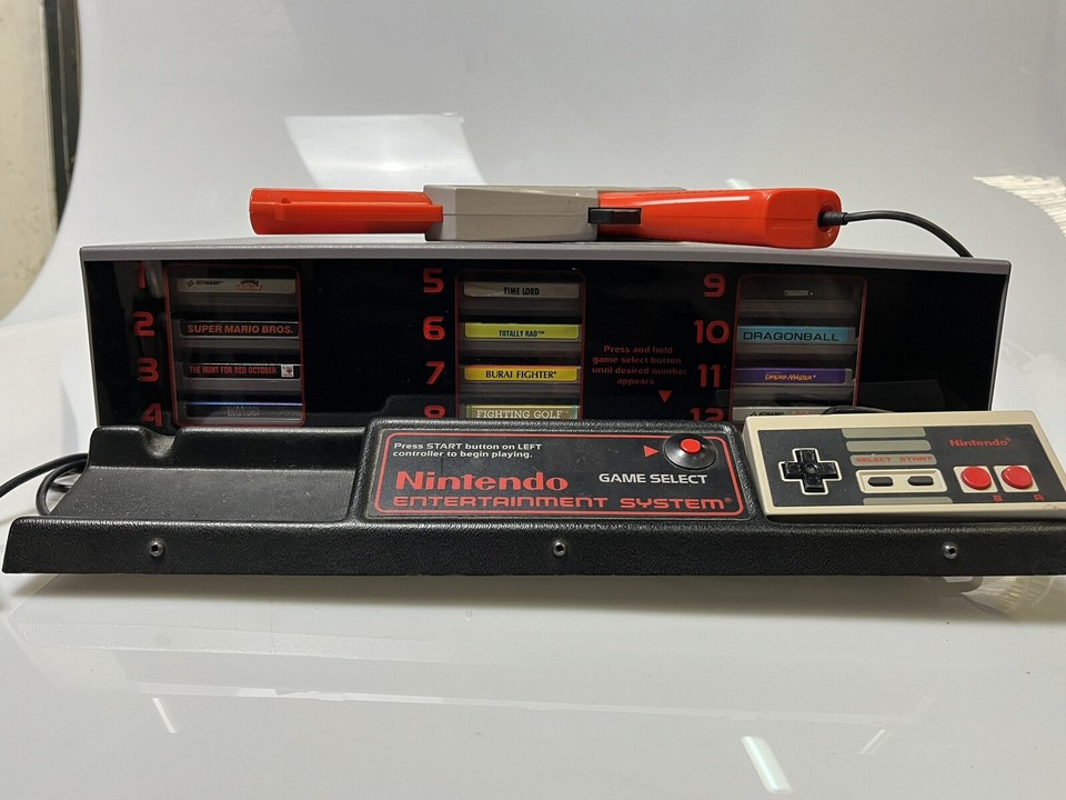 RARE/ NINTENDO NES KIOSK M82 / Demo Display Unit + 12 Jeux | eBay