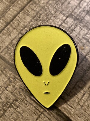 Green Alien Head Sci-Fi Enamel Lapel Pin | eBay