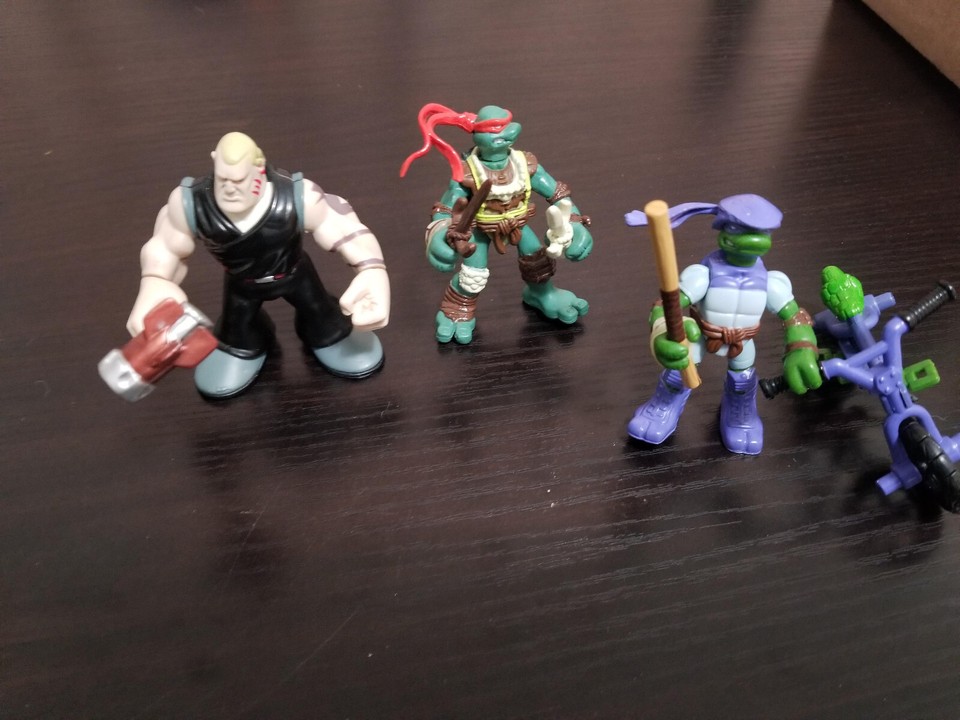 2007 Ninja Turtles TMNT Mini Mutants Action Figure Toys Hun Raphael ...