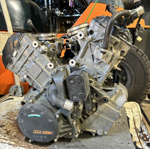 Motor engine KTM 1190 Adventure R 2014 43,400km https://youtu.be ...