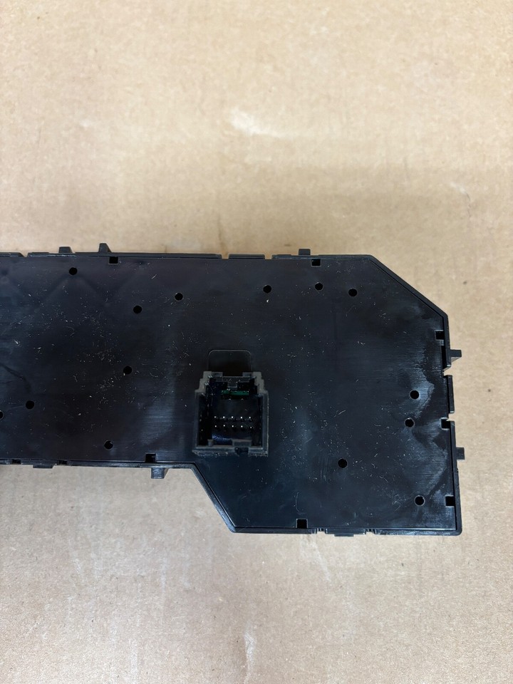 NEW OEM GM Heater/AC Control Unit GMC Sierra 2500 3500 HD 20-23 ...
