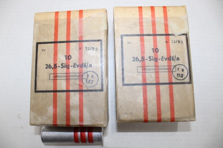 Vintage 2 Boxes of Army Signal Flare 26.5mm Surplus 20 Red Rain Flares ...