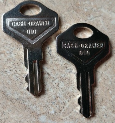 M-S Pair 010 POS Cash Drawer Keys Fits NCR Aloha Breadcrumb 010R 010L ...