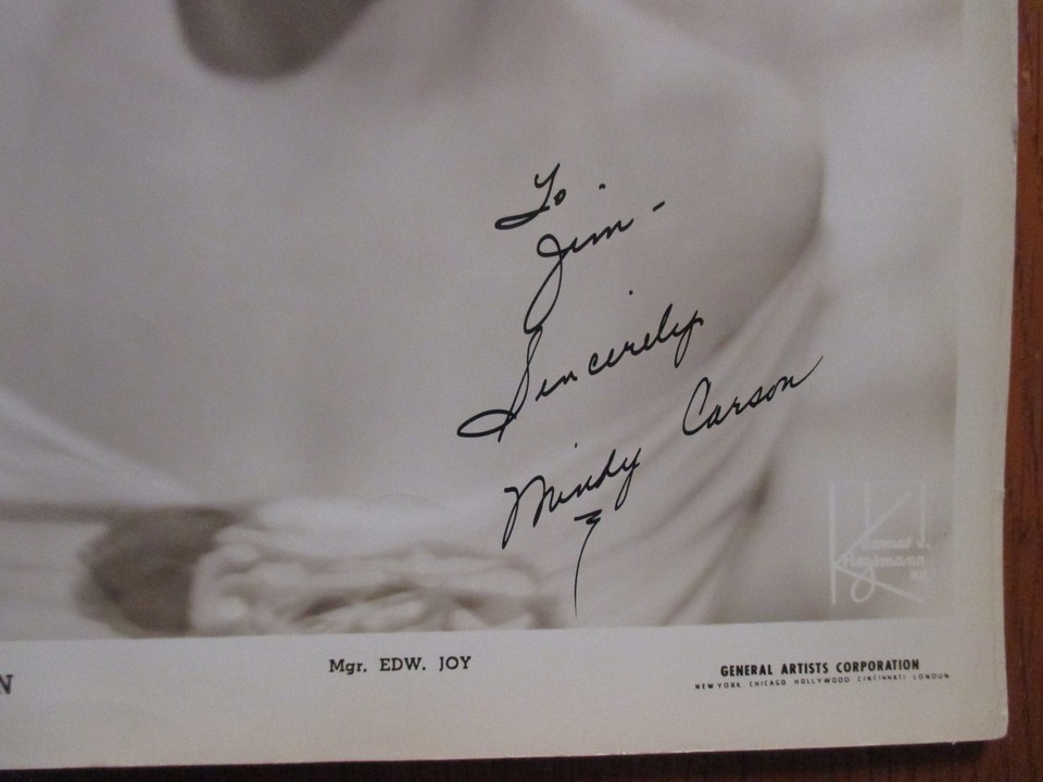 MINDY CARSON("Wake the Town and Tell the People")Signed 8x10 Black ...