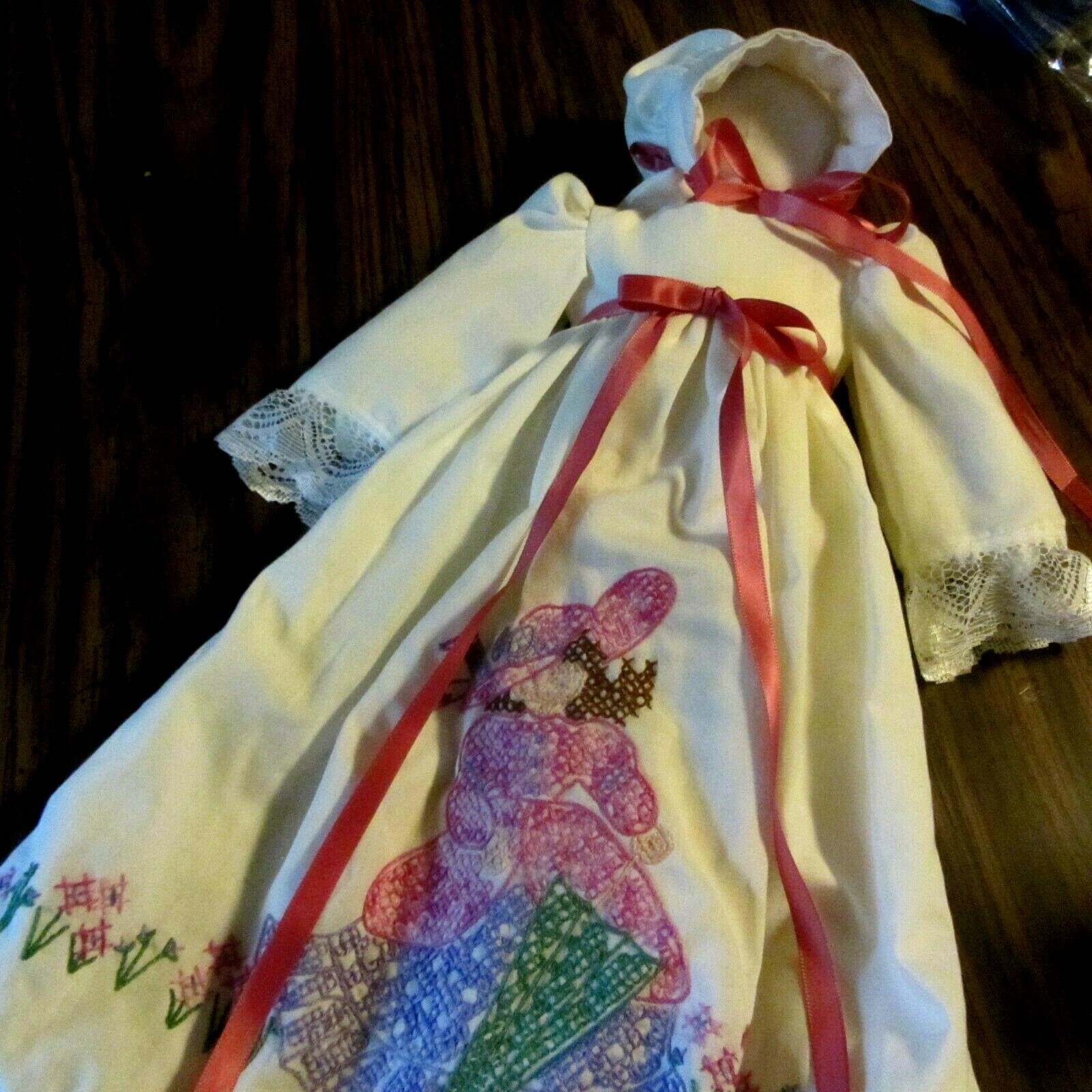 ABSOLUTELY LOVELY FACELESS CLOTH DOLL W/ IVORY HAND-EMBROIDERED DRESS ...