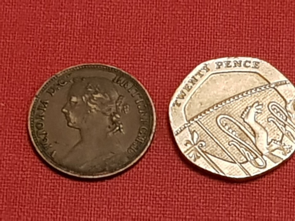 Original 1881 4 Berries Variety Queen Victoria Farthing Coin - F | eBay UK