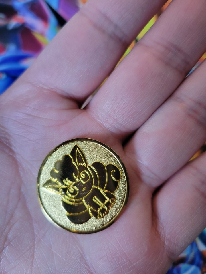 Pokemon Gold Vulpix Coin 2017 Rokon's Crystal Season Special Box | eBay