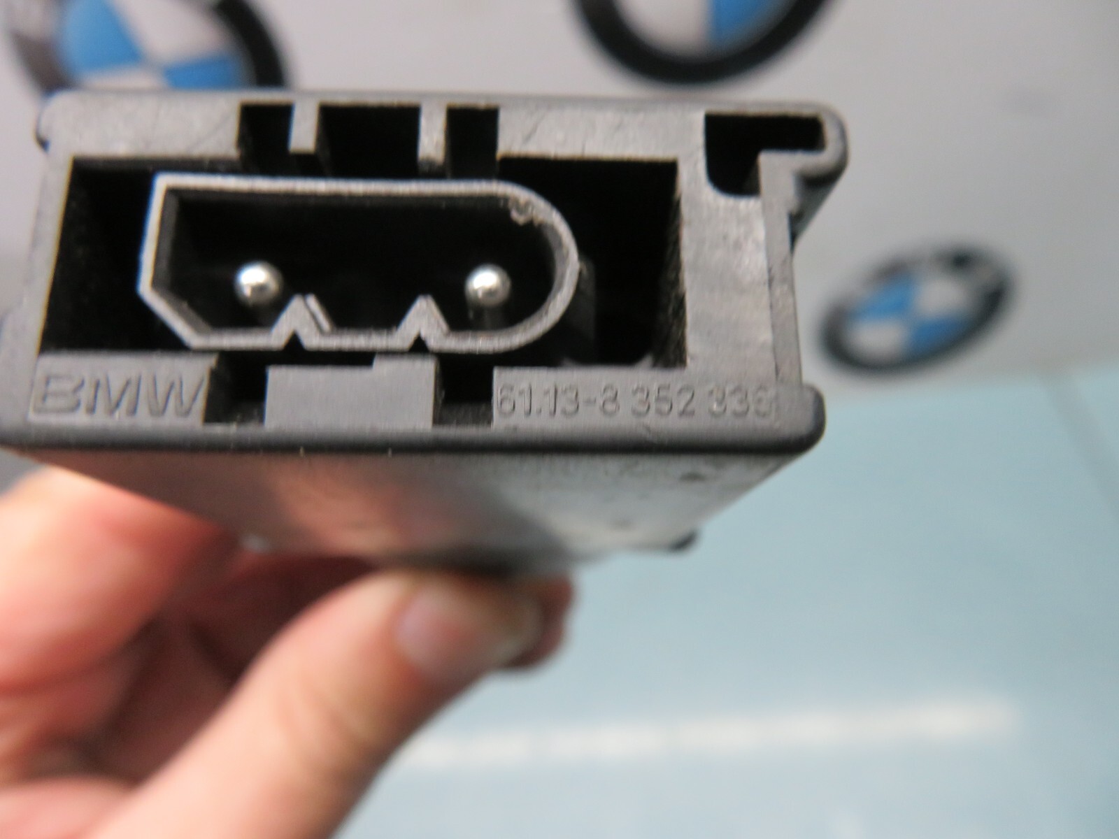 BMW E46 E90 E91 E92 3 5 series - Black Lux Glovebox Torch & Charger Unit | eBay