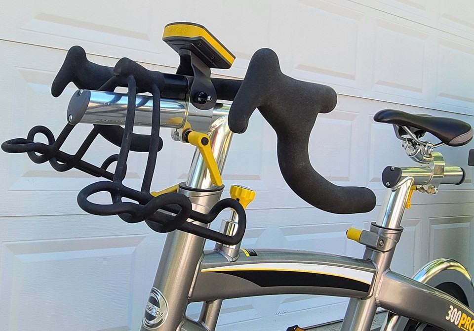 CycleOps Power 300 Pro Industrial Indoor Cycle Fitness Trainer Exercise ...