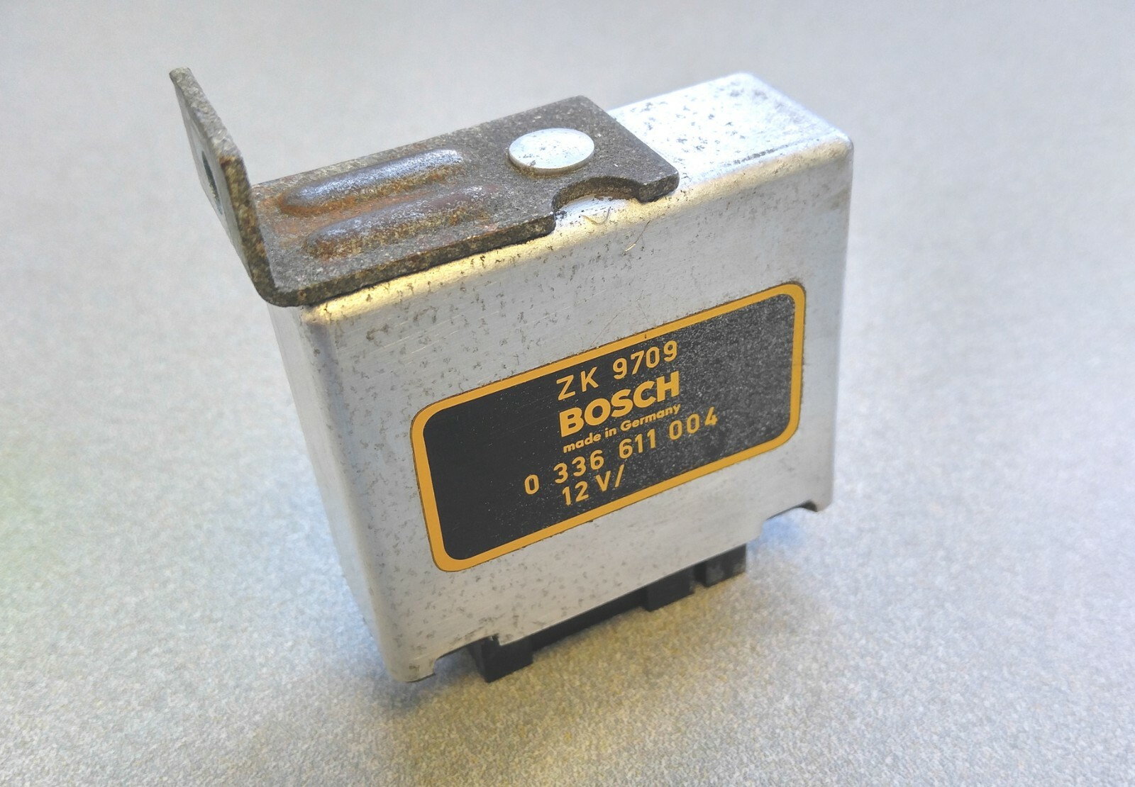 NICE USED ORIGINAL GENUINE PORSCHE 912 DASHPOT SPEED RELAY NLA 1969 | eBay