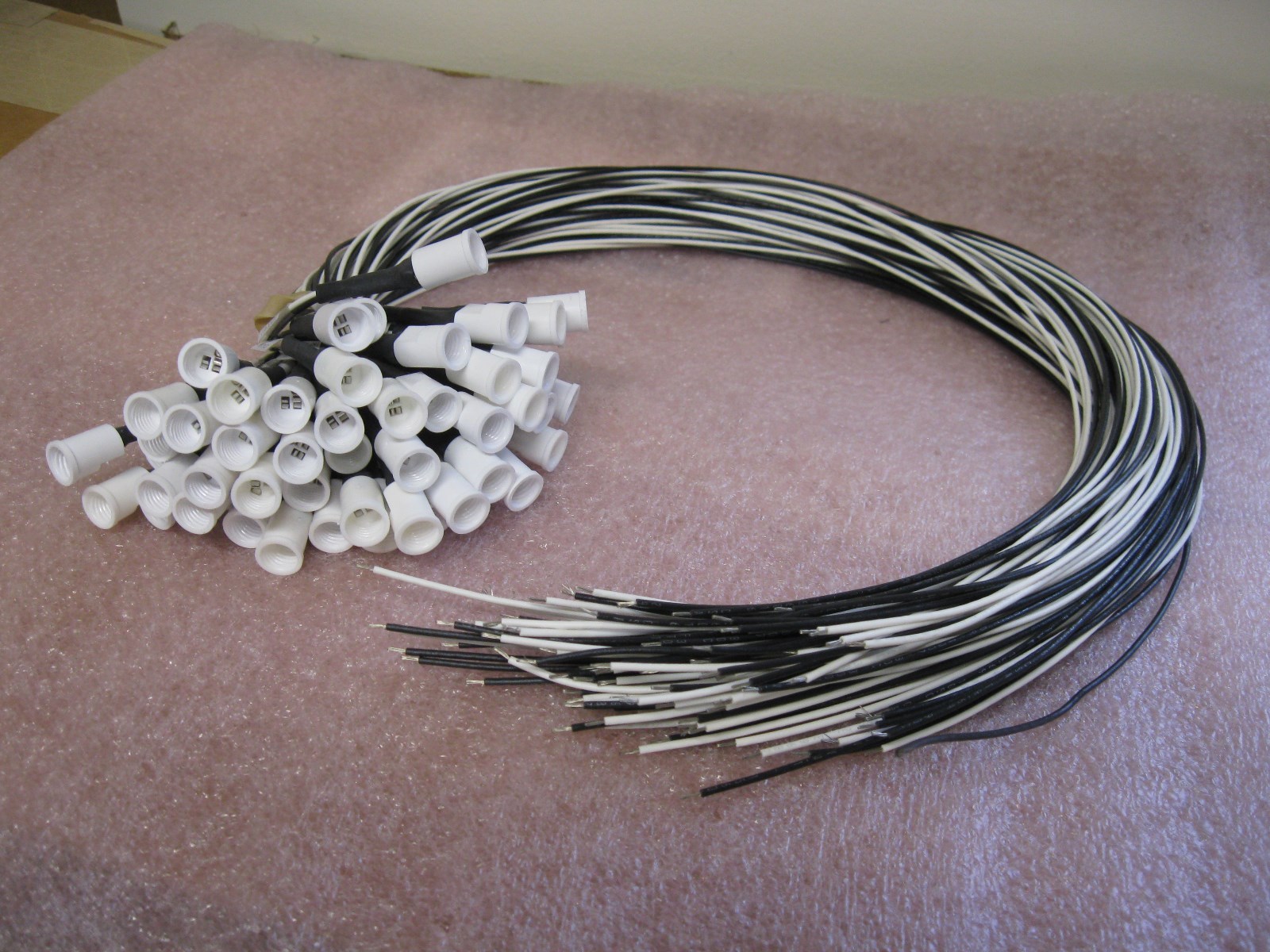 CNX410018X024124 LED CABLE ASSEMBLY-LOT OF (50) | eBay