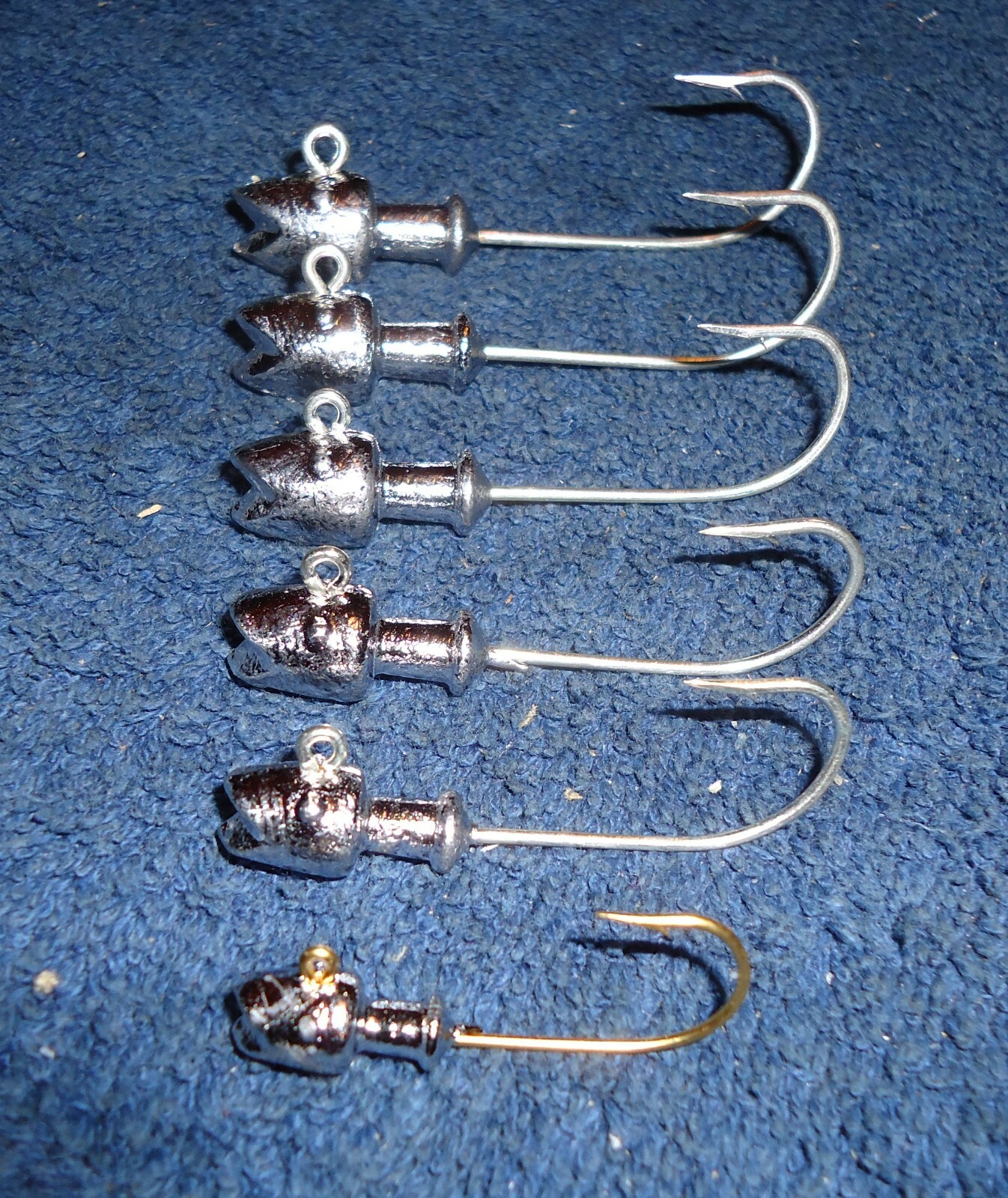 HOT LIPS JIG HEADS UNPAINTED 1/8 1/4 3/8 1/2 5/8 3/4 1 1-1/2 OZ EAGLE ...