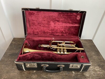 Vintage 1940 Martin Indiana Cornet With Hardshell Case NICE !! FREE ...