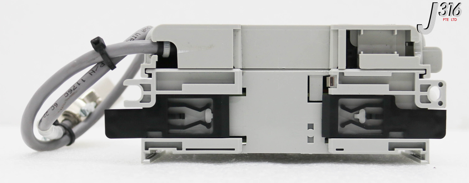 34131 ALLEN-BRADLEY SCANNER MODULE W/ END CAP 1769-ECR, AMAT 0190-B8212 ...
