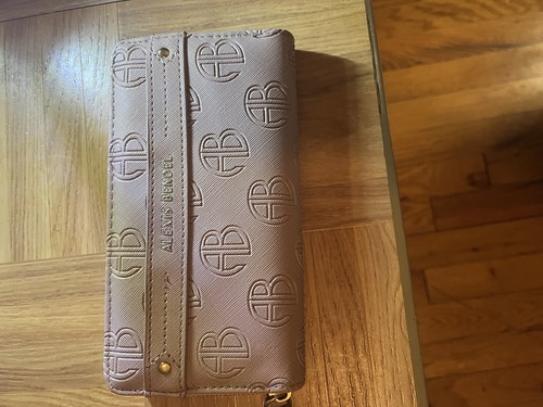 Alexis Bendel Wallet brand, new and great condition | eBay