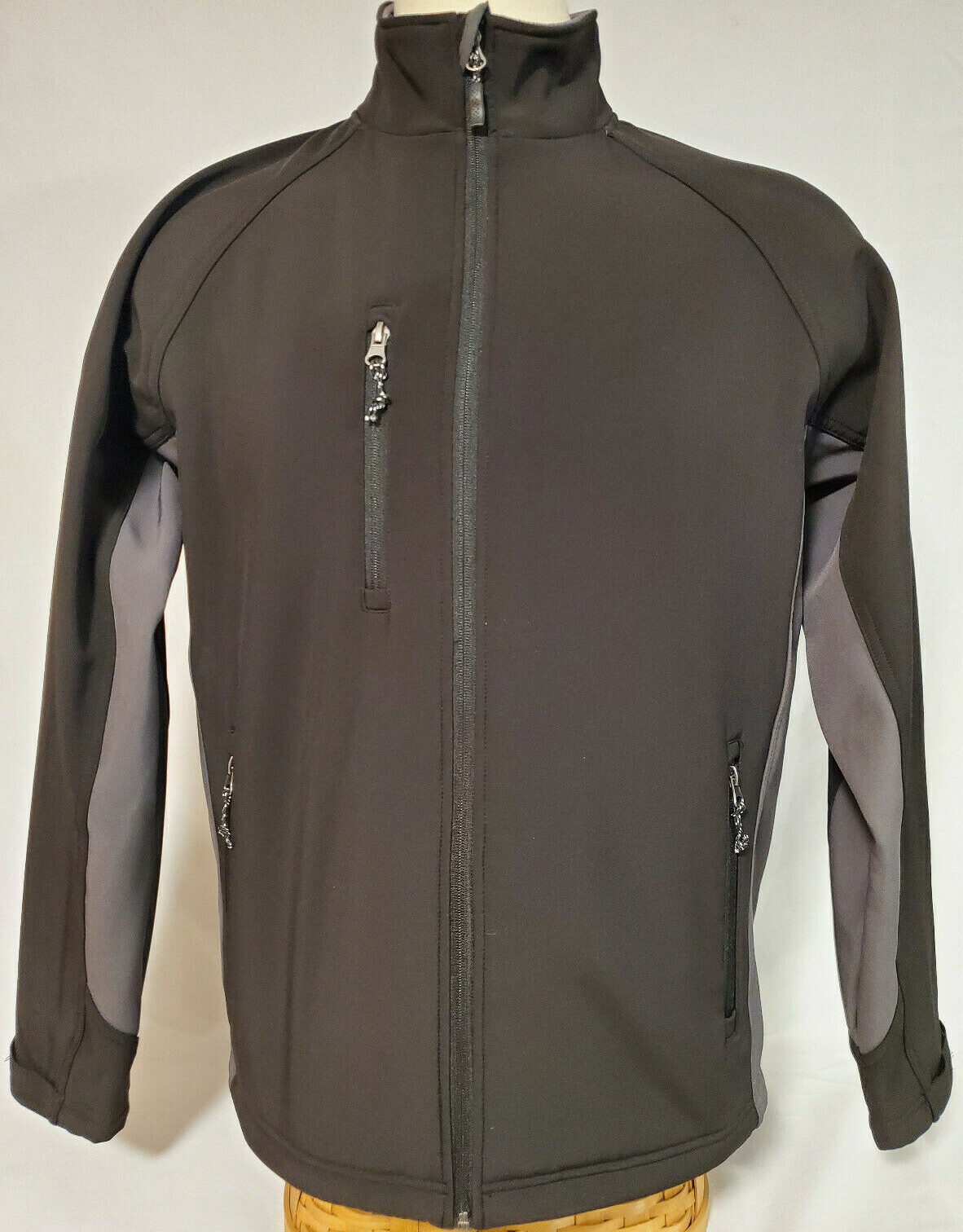 Men’s FOSSA Soft Shell & Fleece Jacket LARGE Black & Grey w/logo EUC | eBay