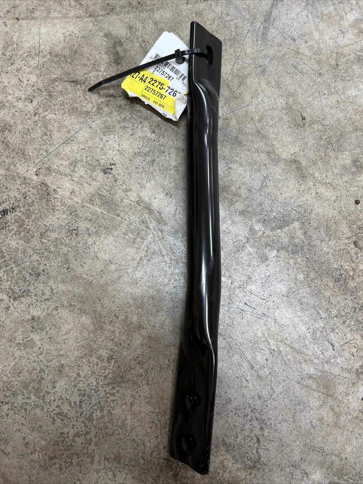 OEM GM Front Bumper Driver Side Support Brace 14-18 Silverado Sierra ...