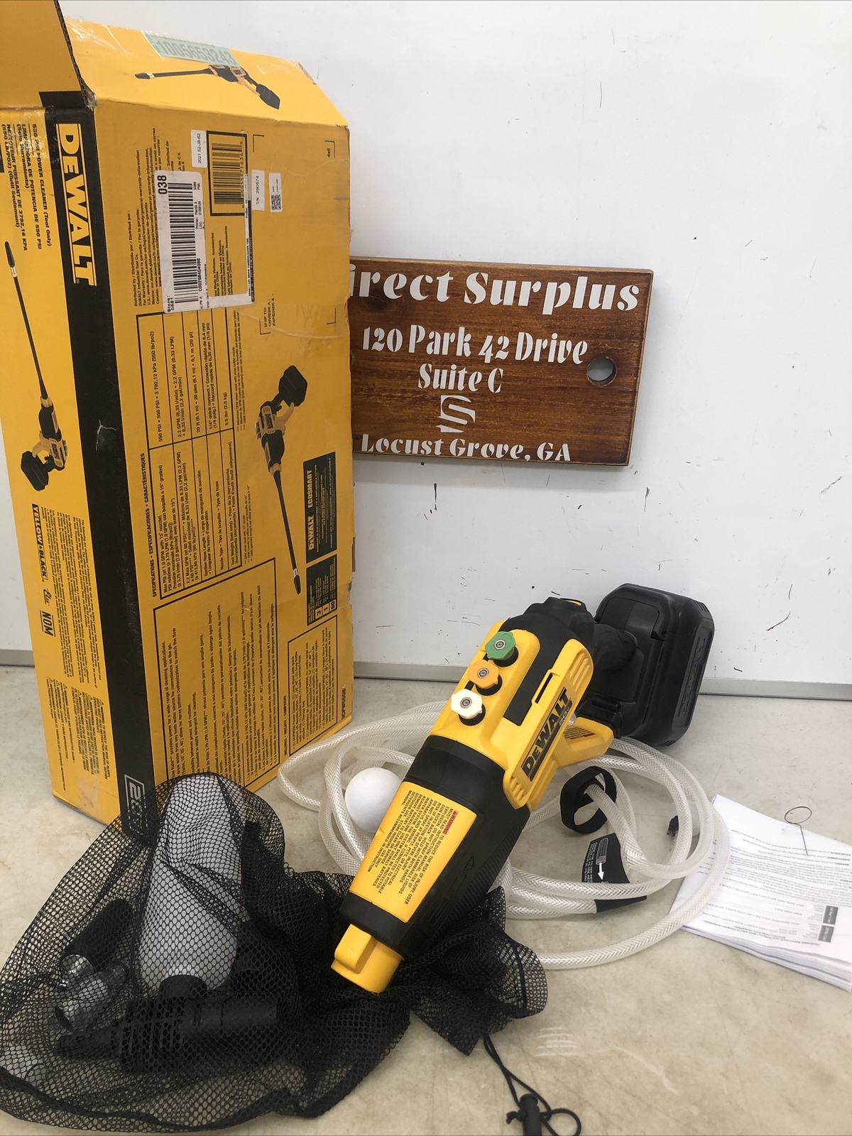 DEWALT 20V MAX 550 PSI Cold Water Pressure Washer (Tool only) (DCPW550B ...