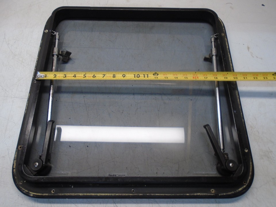 B1 Taylor Made Marine Boat Hatch Glass 133296 Bow Cuddy Cabin 22" x 22 ...