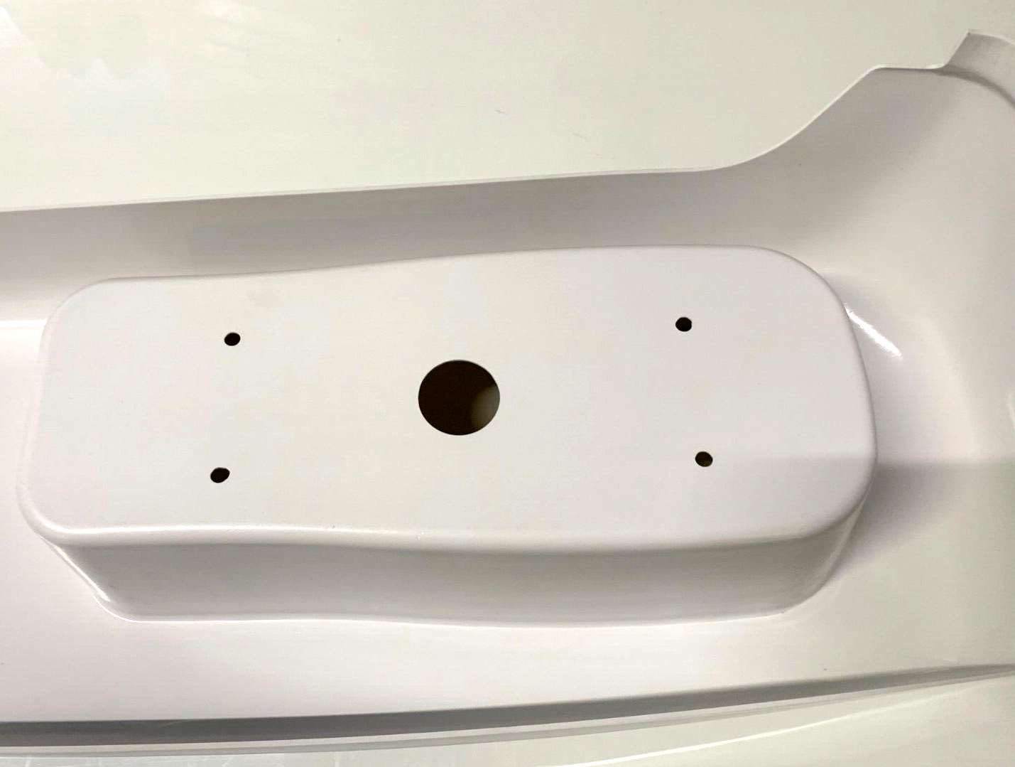 Elddis Compass Motorhome Offside White Rear Bumper Corner Cover Right ...