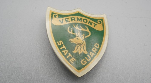 WWII Plastic Vermont State Guard DI Unit Crest Pin by Whitehead & Hoag ...