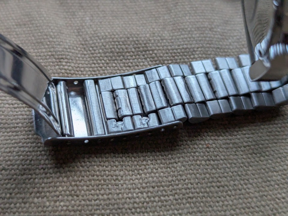 NOS Early 1970s Dark Blue Marvin Automatic Watch with ETA 2783 movement ...