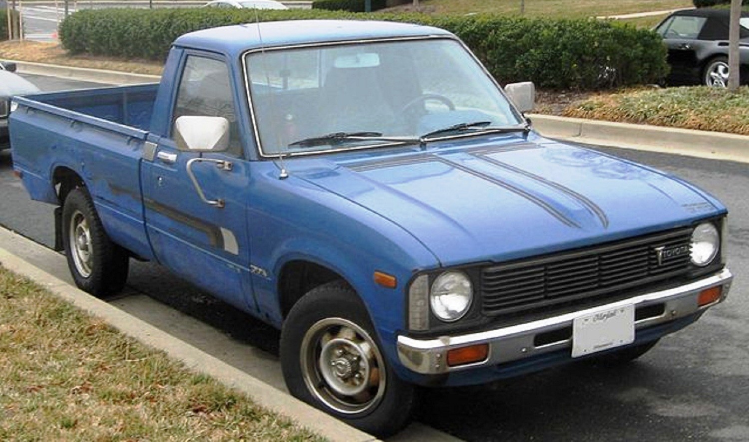 Toyota Hilux RN30 RN35 RN40 RN45 1979-84 model door skin replacement ...