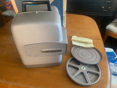 Model 245 PA Bell & Howell auto load projector in amazing condition w ...