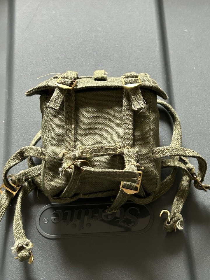 1964-1969 G I Joe Backpack And E-tool And Cover Unplayed With | eBay