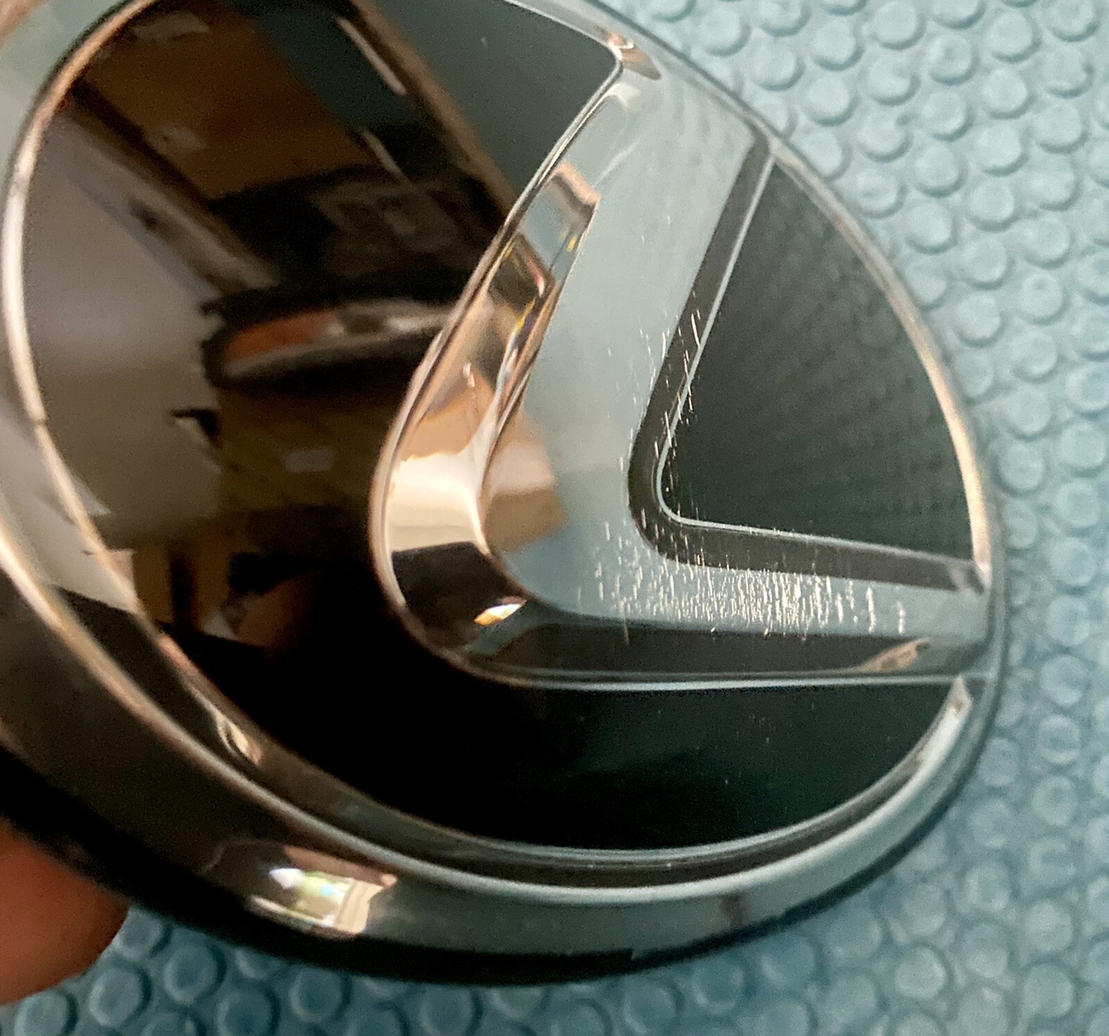 2016-2017 Lexus RX350 Tailgate Emblem w/Radar (891A0-48040) | Genuine ...