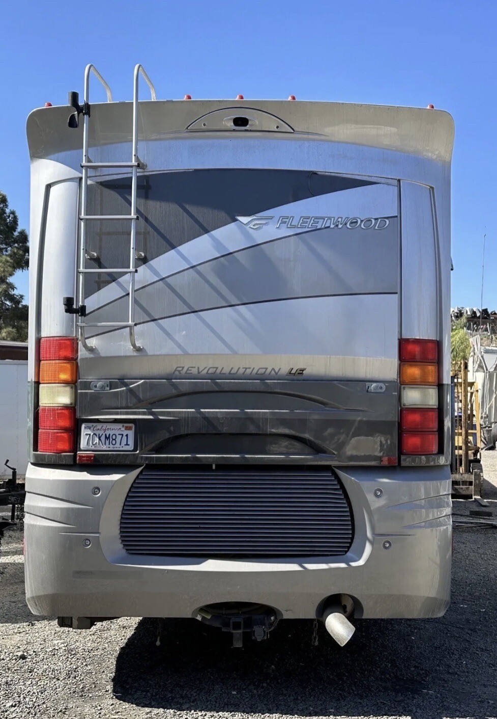 Magnum energy Inverter Charger ME2012 motorhome RV off 2006 Fleetwood ...