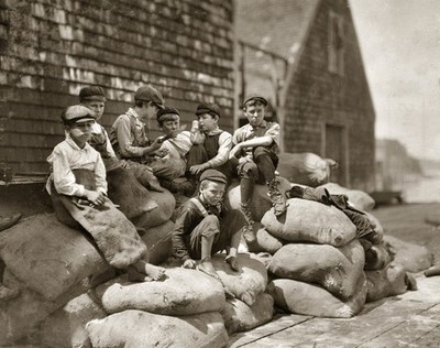1911 MAINE Seafood Cutters Waiting For WORK Child Labor 8.5x11 PHOTO | eBay