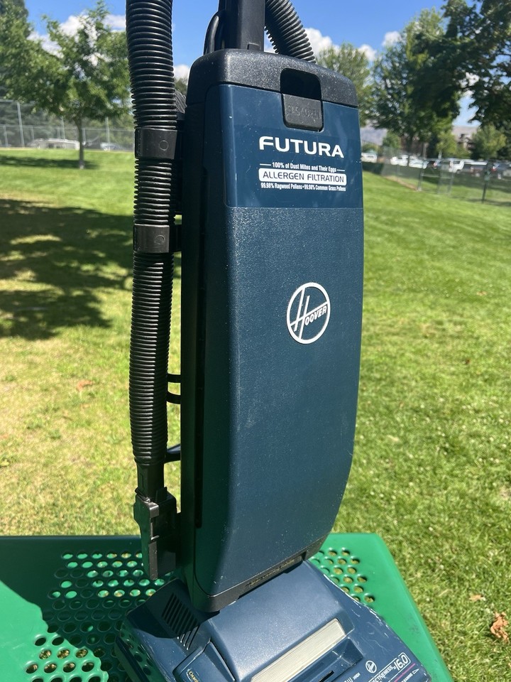 Vintage Blue Hoover Elite II FUTURA Vacuum Cleaner U5098-930 USA ...