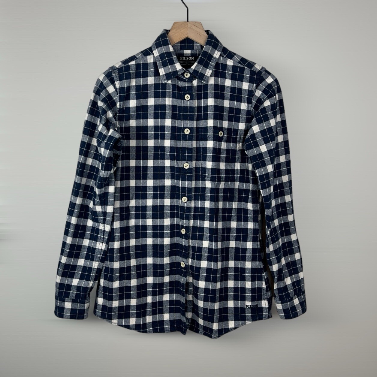 Filson Alaskan Guide Flannel Shirt Women’s Sz S - Gem
