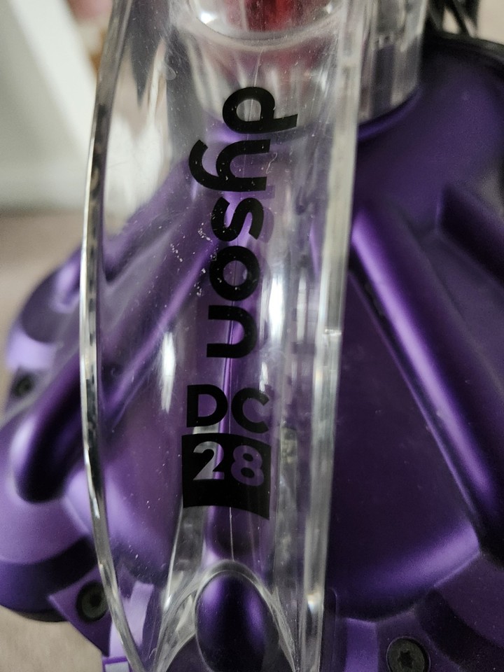 DYSON DC28 Animal Airmuscle Upright Vacuum Purple GOOD SUCTION Used 15 ...