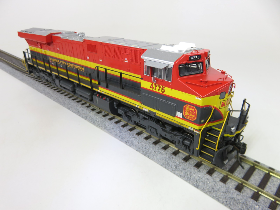 Broadway Limited 5869 HO Scale KCS ES44AC Diesel Locomotive DCC/Sound ...
