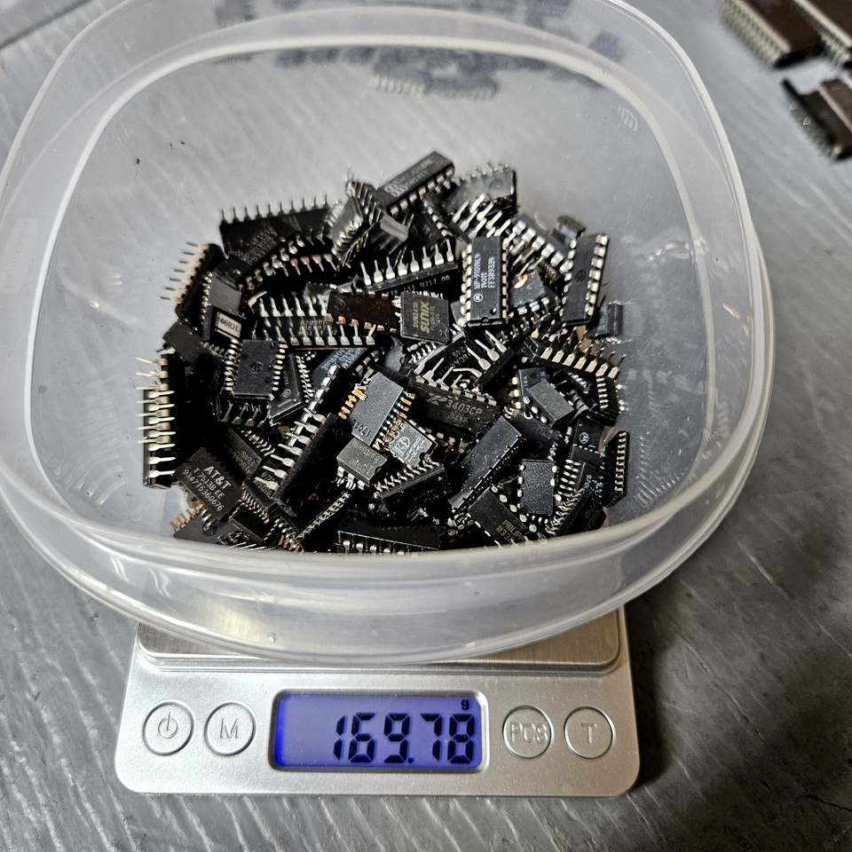 490+ GRAMS CERAMIC AND PLASTIC IC CHIPS FOR PRECIOUS METAL RECOVERY ...