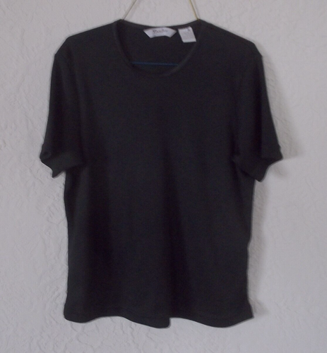 TAN JAY SHORT SLEEVE BLACK KNIT TOP SIZE M PETITE | eBay
