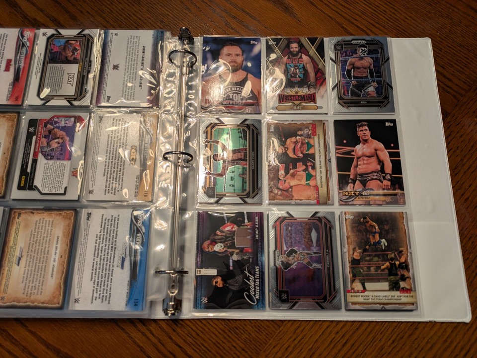 WWE Wrestling Cards Binder 🔥 Raw Smackdown WWE Trading Cards Collection ...