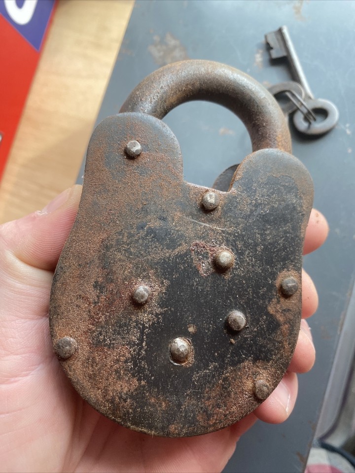 Winchester Padlock Stagecoach Gunsmith Lock Key Patina 1.5LB+ Western ...