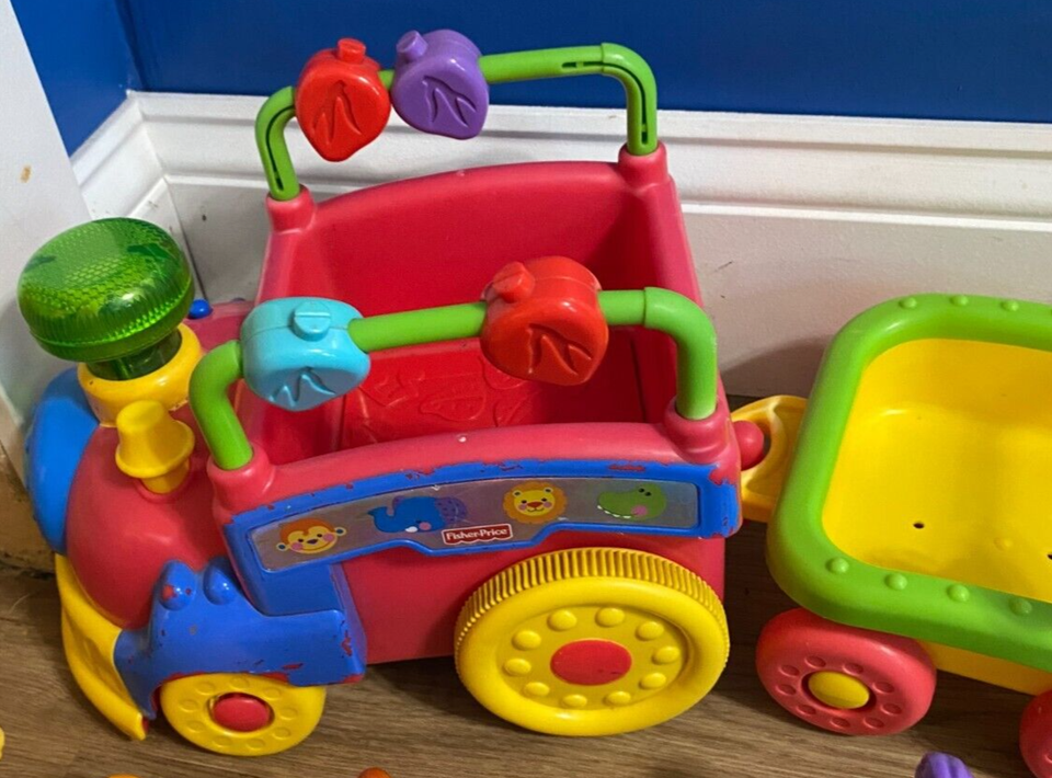 Fisher Price Amazing Animals Sing Go Choo Choo Train w Click Clack ...