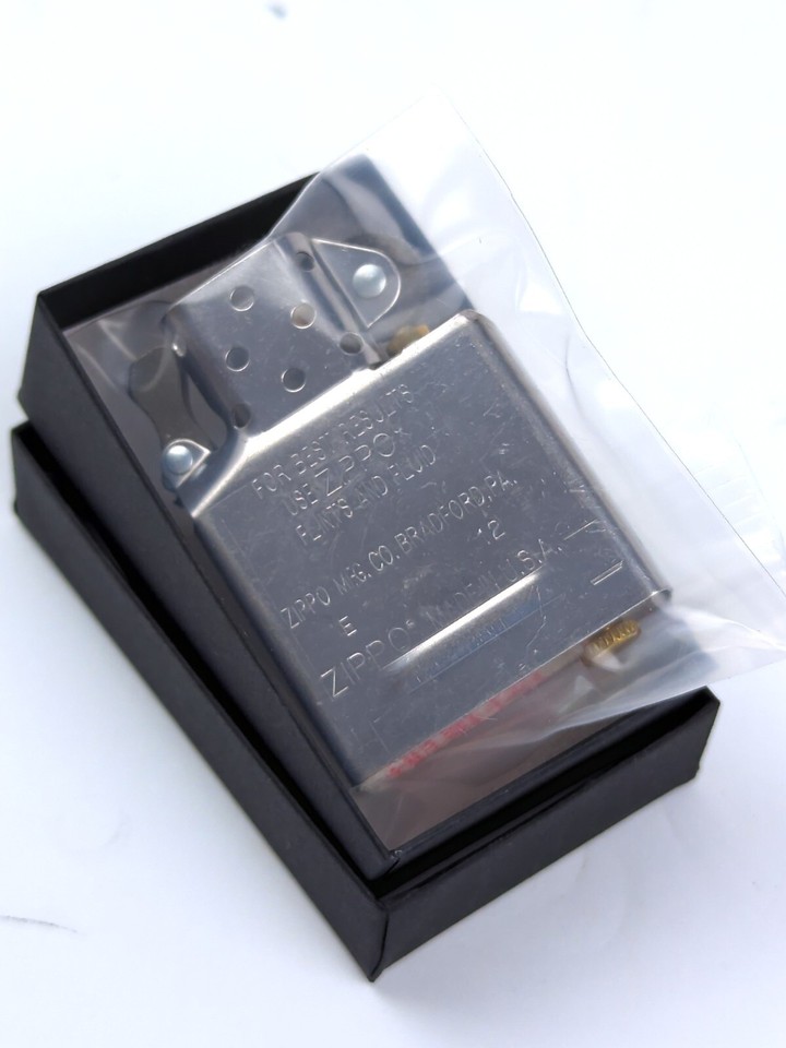 ZIPPO Chrome Plated REPLACEMENT Lighter INSERT - NEW, Never Fired ...