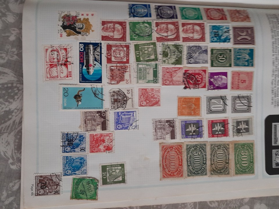 S G ADVENTURER STAMP ALBUM with Over 900 Stamps From Around The World ...