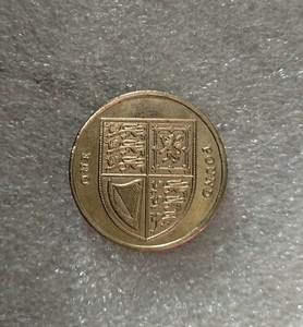 Collectible British £1 Coin Shield Of The Royal Arms 2015 | eBay