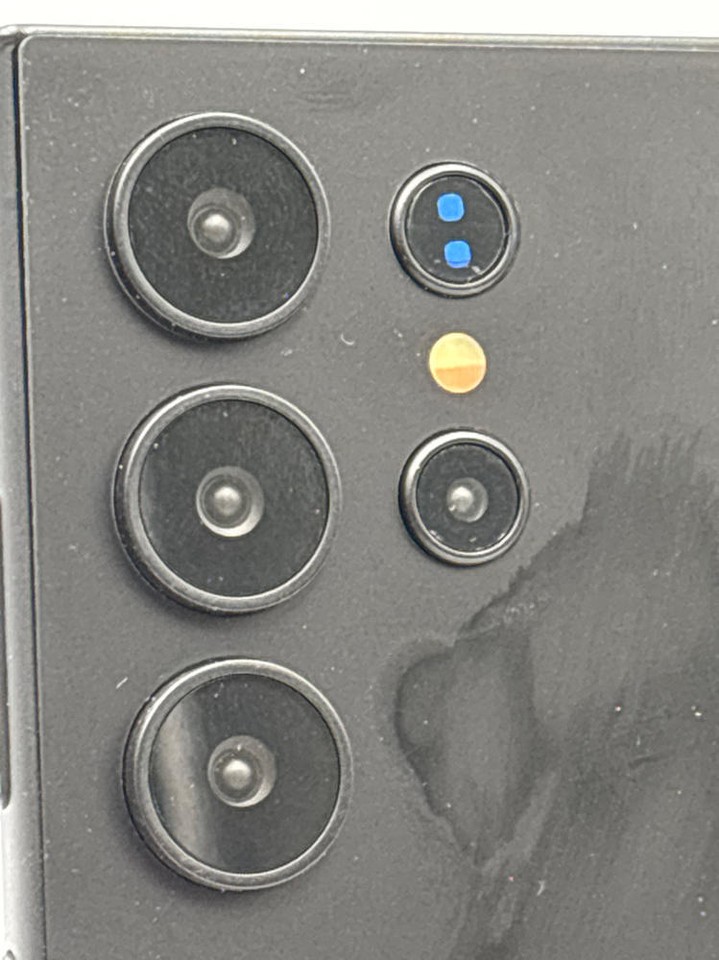 Samsung Galaxy S24 Ultra Cell Phone Smartphone (DISPLAY UNIT / READ ...