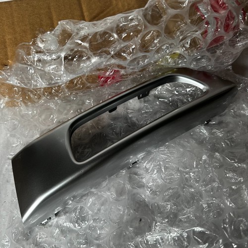 2014 - 2017 Land Range Rover Sport Front Left Fog Light Trim LR045049 ...