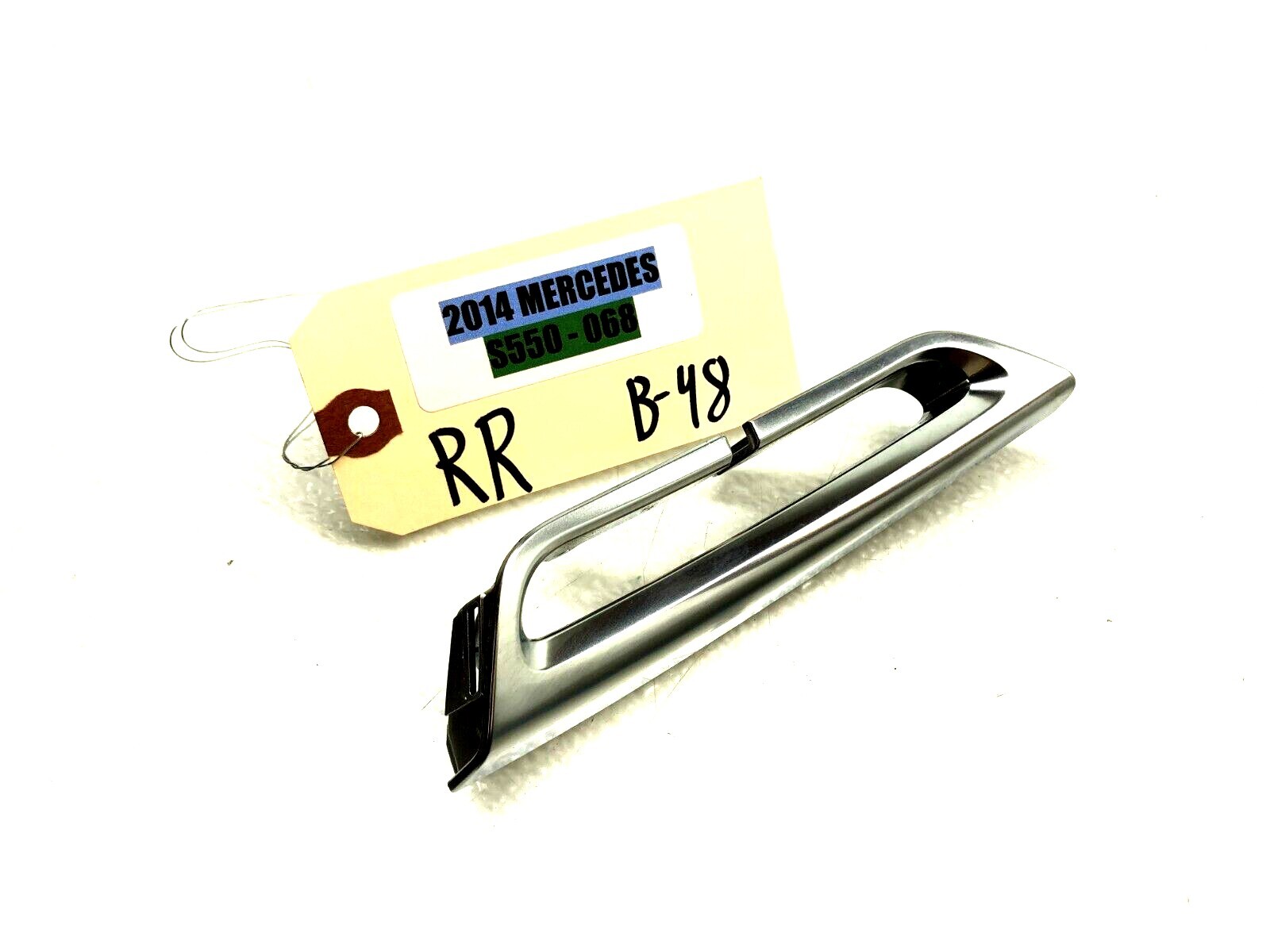 2014-2017 MERCEDES S550 V222 RIGHT PASSENGER REAR SEAT BELT GUIDE TRIM ...