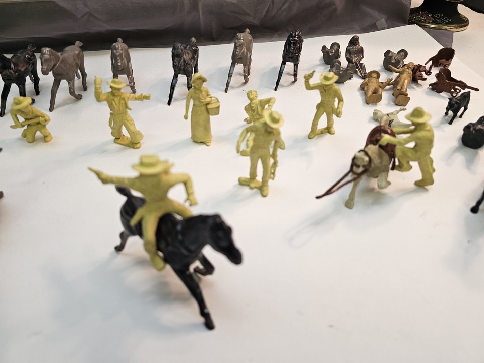 Vintage Marx Western Town Playset Cowboys Set of 13 Figures Horses Etc ...