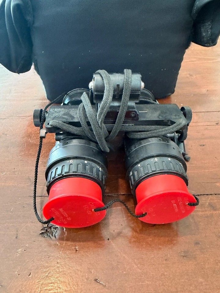 ANVIS 9 AN/AVS-9 Night Vision Goggles NVG F4949G-TG MFR. 13567 Military ...