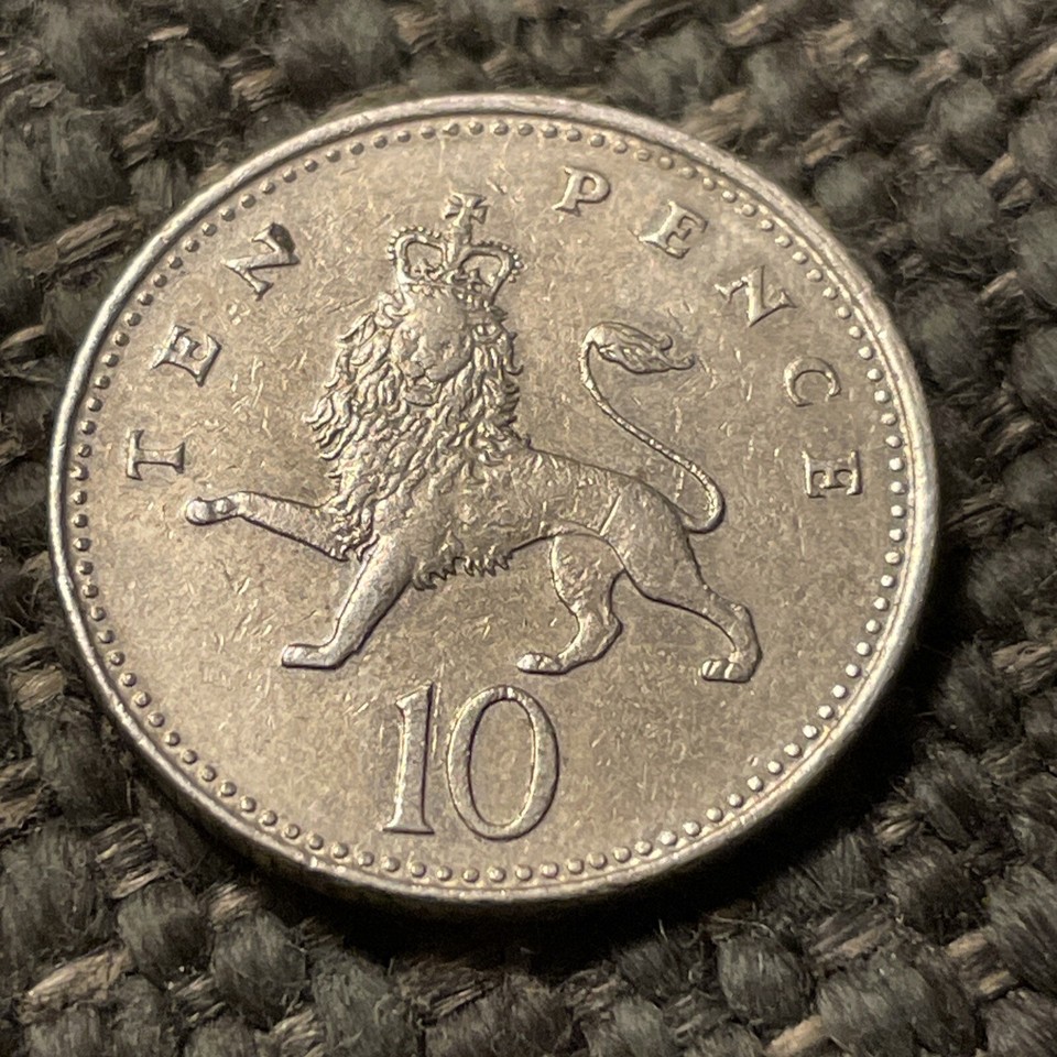 1992 Great Britain UK 10 Pence Coin. Queen Elizabeth II. | eBay